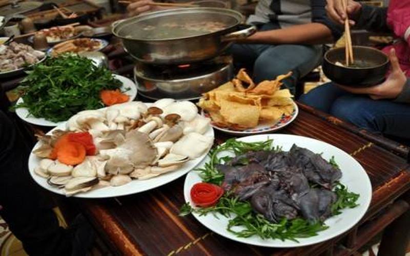Lẩu gà đen Sapa – 01 món ngon bậc nhất của tây bắc| Tây Bắc