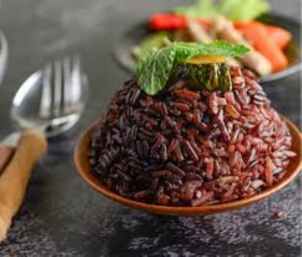 Bí quyết nấu gạo lứt huyết rồng thơm ngon